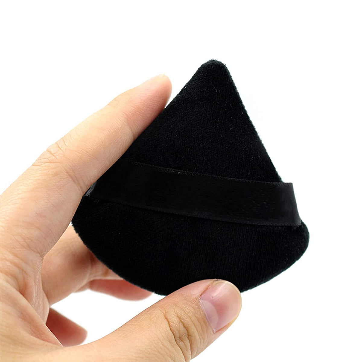 Borla Triangular Blanca/Negra – Freya Col